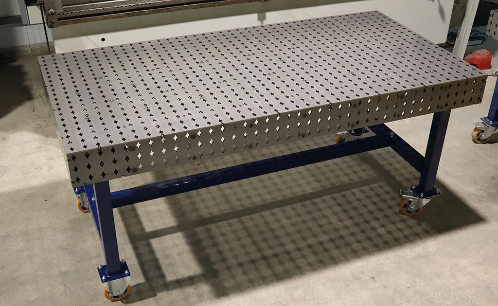 Caractéristiques et Avantages des Tables de Soudure - JPS Canada Inc