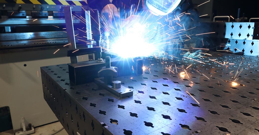 Entretenir sa table de soudage ... - JPS Canada Inc